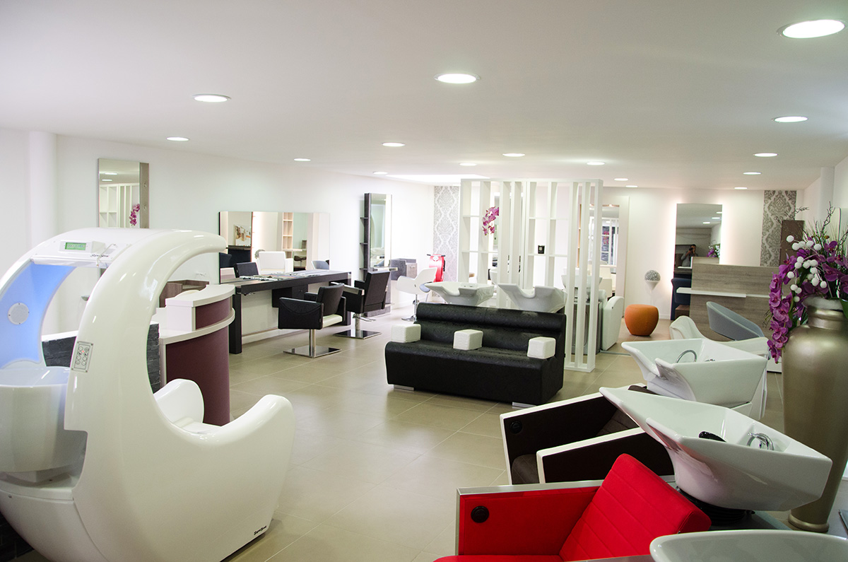 Notre Showroom de mobilier de coiffure de 150m² en exposition à Lyon ...