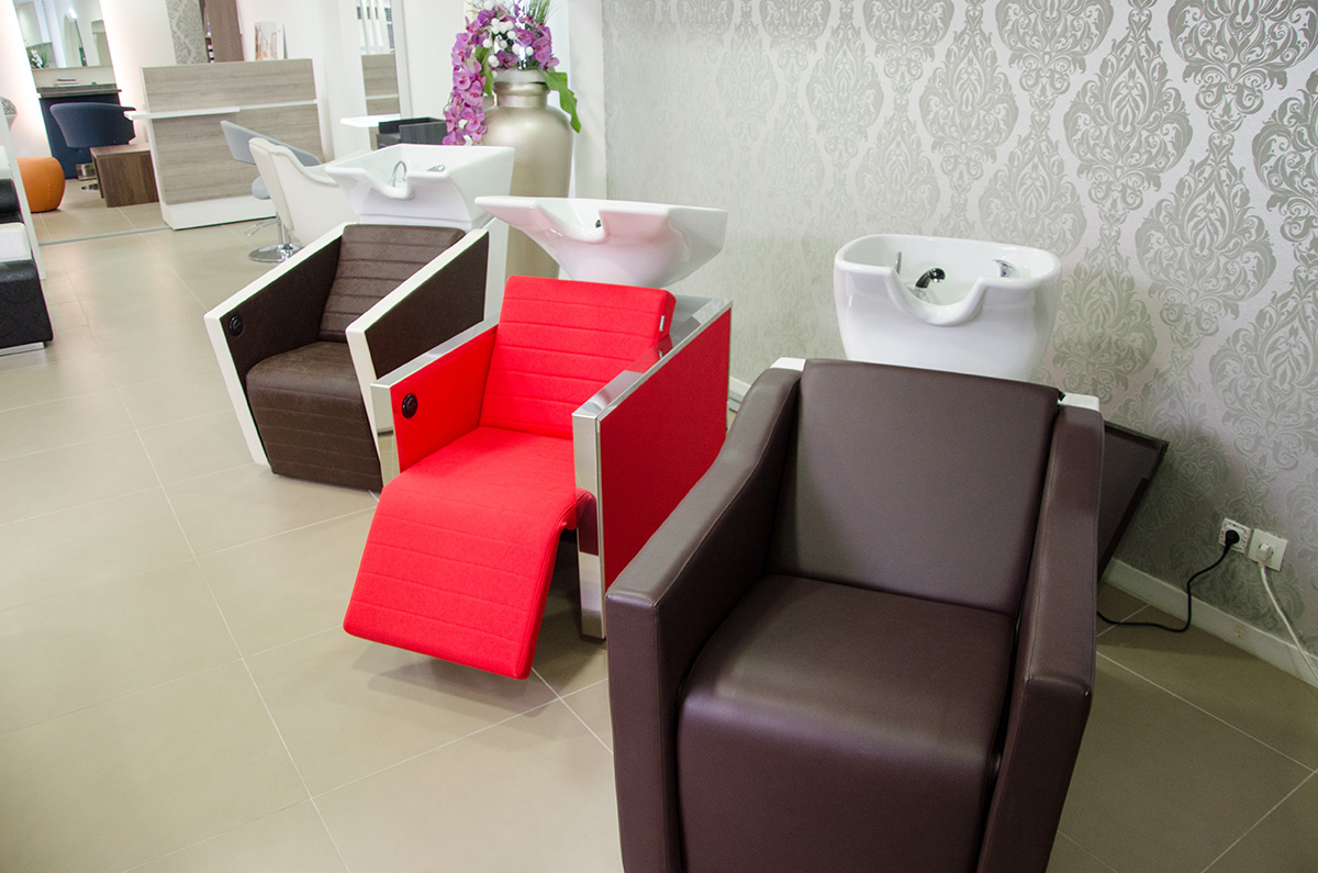 Notre Showroom de mobilier de coiffure de 150m² en exposition à Lyon ...